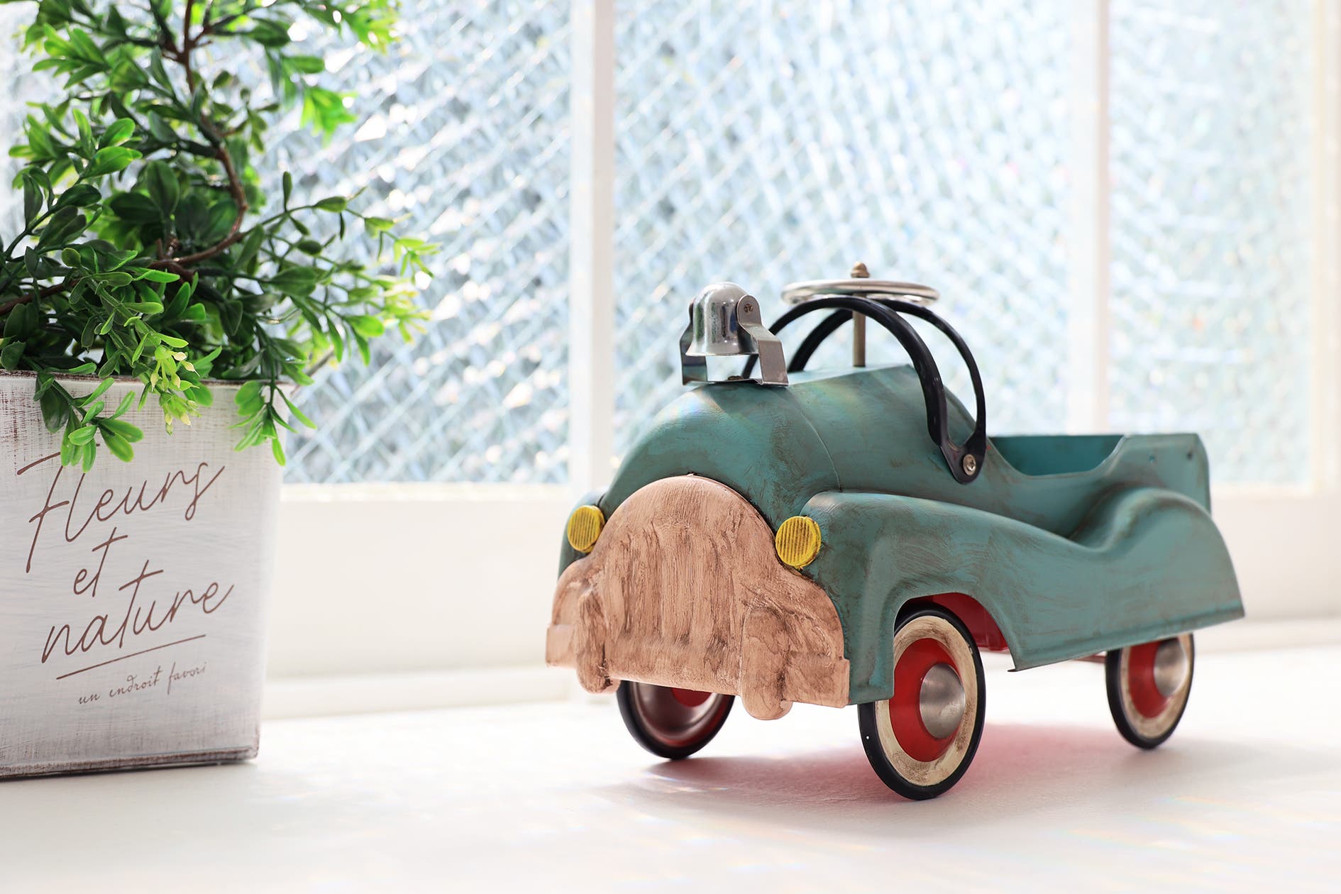 もうレンタルフォトスタジオ選びで悩まないでください☆誰でも綺麗な写真が撮れる工夫がいっぱいのワンダーヒュッテですべて解決！の写真10