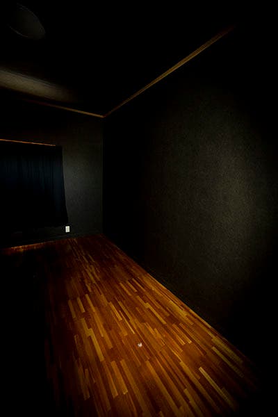 平成５年築170株のバラが咲く庭、全室南向きの民家スタジオですの写真10