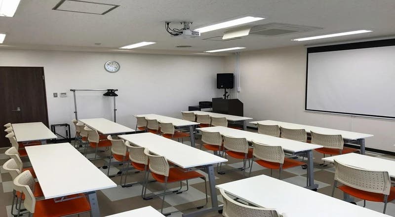 【施設利用料のみ/備品無料貸出】見晴らしのいい会議室　ルームB