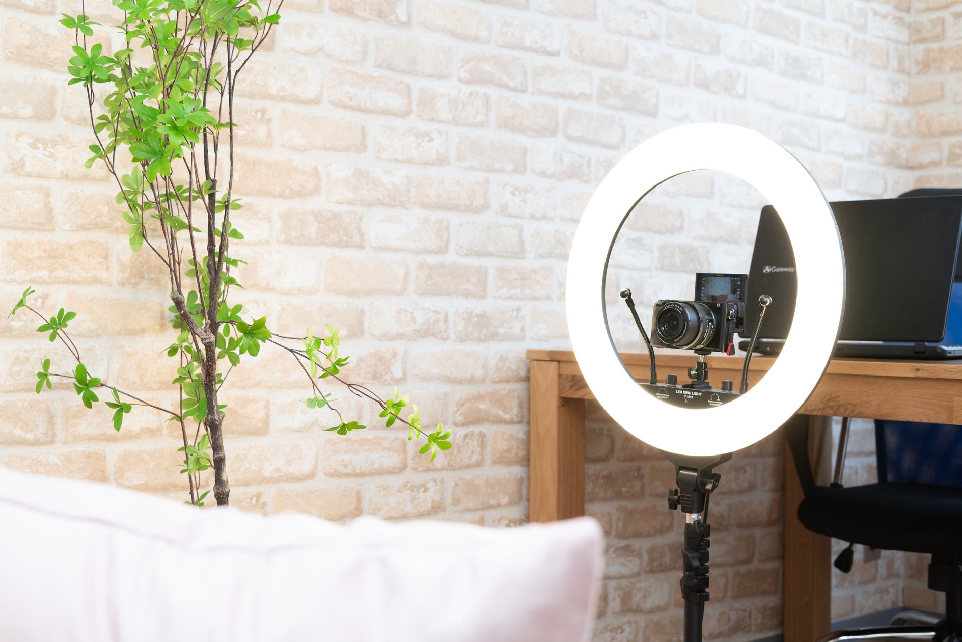 スペモ🏠激安🎉爆速Wi-Fi⛈️⚡️超駅チカ❗新大阪駅1分🎥テレワーク・オンラインMTG💻会議室🌙302_Connect新大阪の写真24