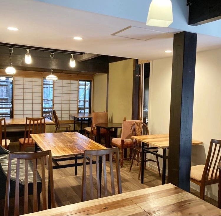 レンタルキッチンY　☆コンロ３個！使い勝手の良いキッチン！☆　イートインスペースは別途料金☆見学・お問い合わせ大歓迎！　の写真11