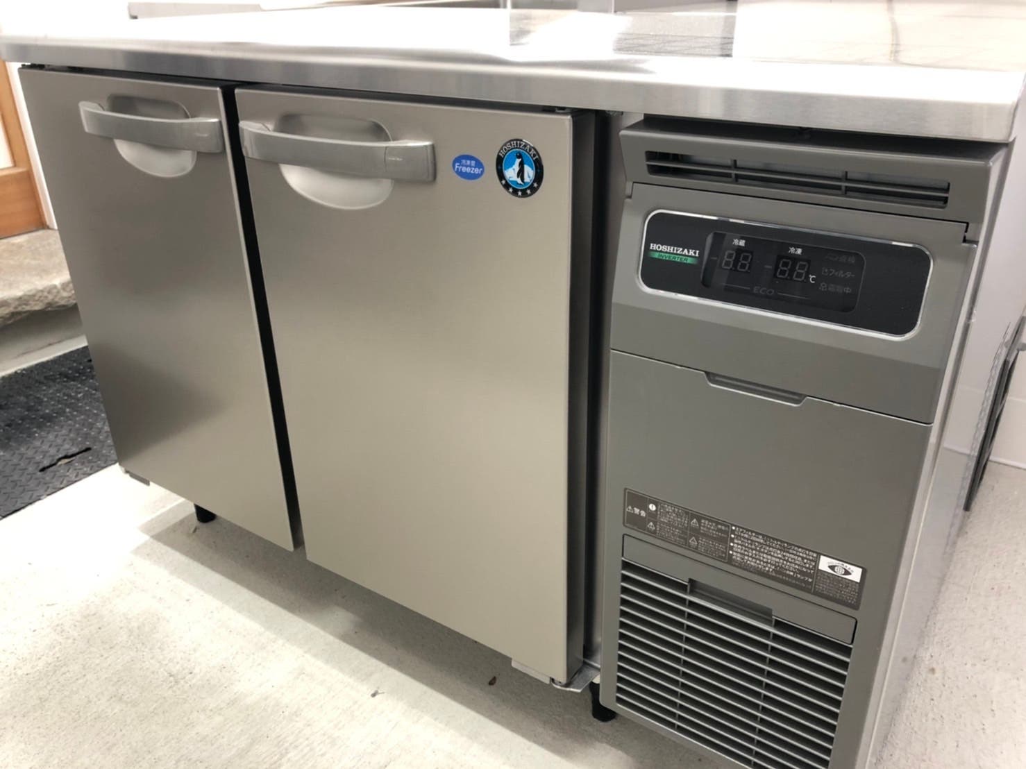 レンタルキッチンY　☆コンロ３個！使い勝手の良いキッチン！☆　イートインスペースは別途料金☆見学・お問い合わせ大歓迎！　の写真6