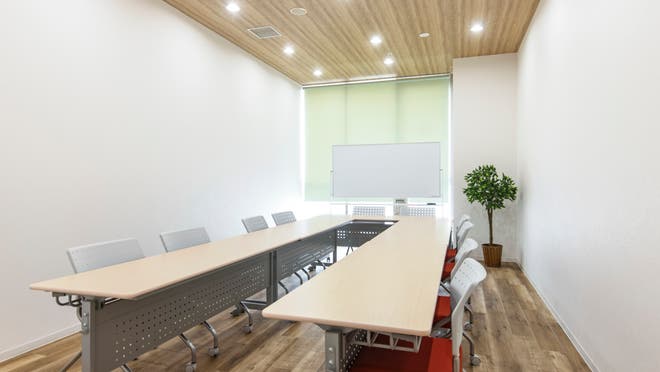 ミーティングルームA 金沢駅から徒歩5分!無料立体大型駐車場・ドリンクバー完備!(15名様迄可)の写真1