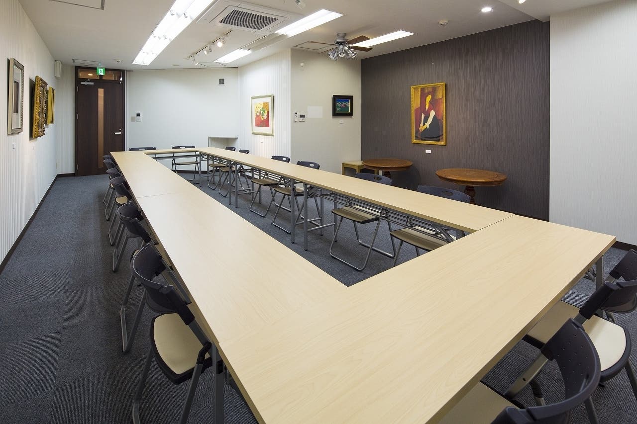 フリールーム 30㎡（サムシングビル3F）【鹿児島市 天文館にある多目的レンタルスペース(Wi-Fi完備)】の写真6