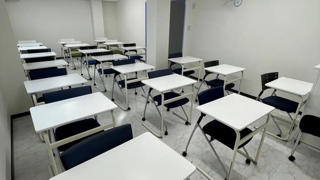 【201】上福岡駅徒歩5分・最大18名着席可能 / wifi無料!完全個室で会議やセミナー、教室開催などに最適の写真2