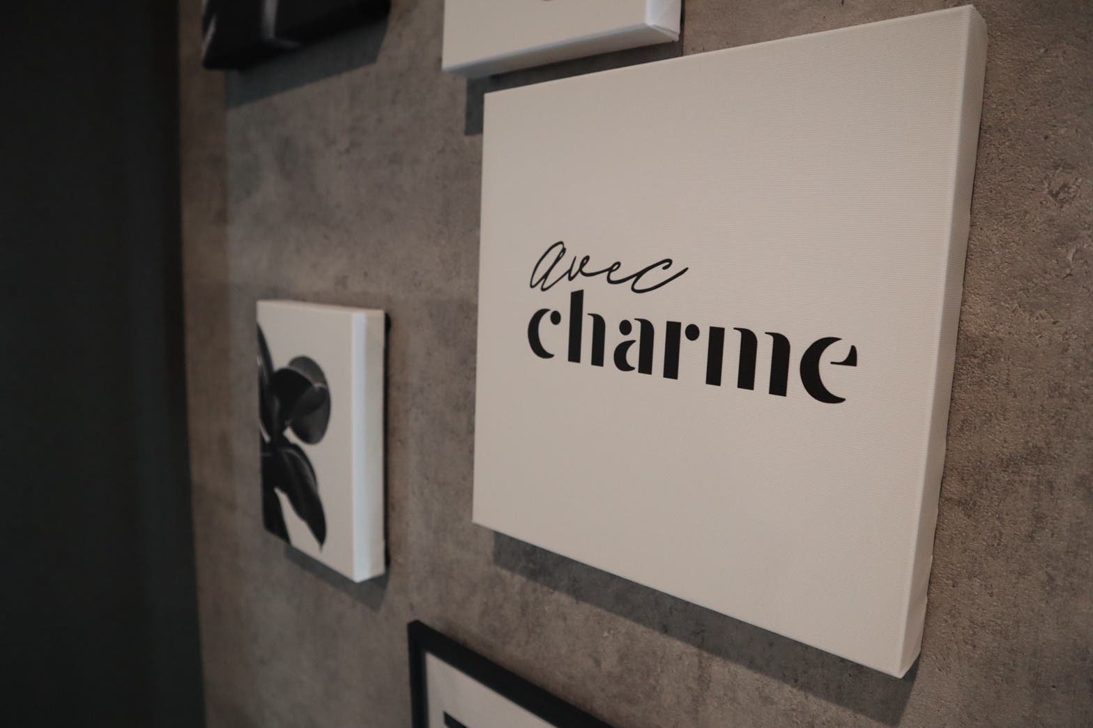 【本厚木駅から5分】Wi-Fi完備/立体音響の重厚サウンドで映画鑑賞★/防音で楽器練習・動画撮影OK/洗練されたシンプル空間の写真9