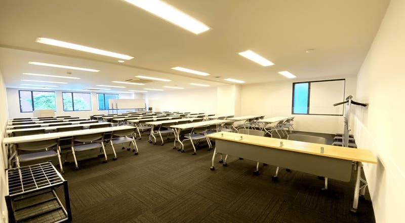 大阪会議室　梅田北新地店　Room A（セルフ設営/当日予約OK）