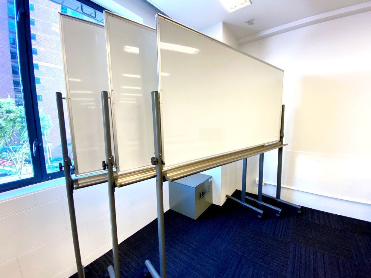 大阪会議室　梅田北新地店　Room A（セルフ設営/当日予約OK）の写真8