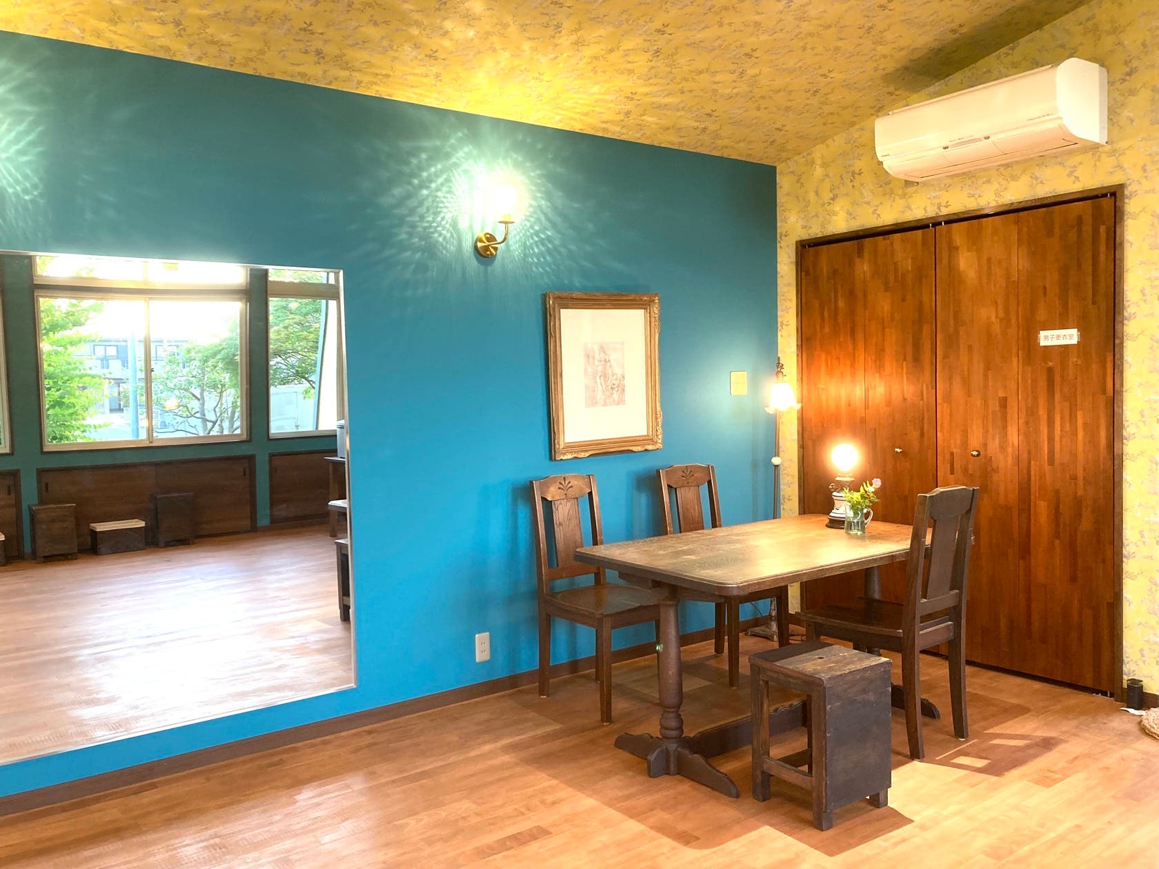 【駐車場無料】ウイリアム・モリスのダンスガーデン！広くてレトロシックな非日常空間は撮影！パーティ！ダンスに！花と緑の庭で撮影も！の写真14