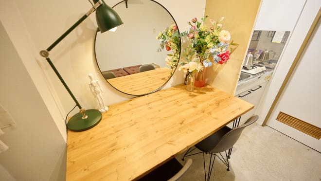 自然光の入る真っ白なスタジオ!LED照明やスタンドなど撮影機材豊富にご用意してあります!の写真15