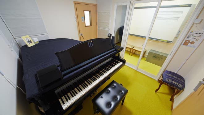 【横浜センター北駅前】グランドピアノ🎸防音室《🕒24時間/要予約》⭐️教室開講OK:Aルーム ...〈横浜市都筑区/市営地下鉄〉の写真3