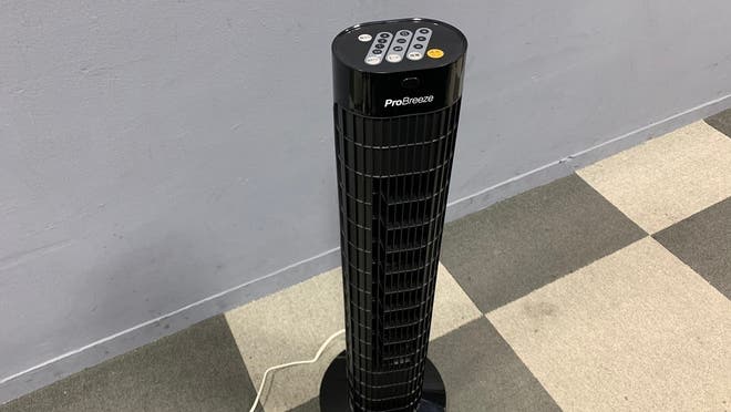 日本橋駅徒歩1分の利便性。低価格で換気ができる完全個室の会議室。定員15名。テーブルレイアウト変更可。セミナー、勉強会、娯楽室♬の写真5