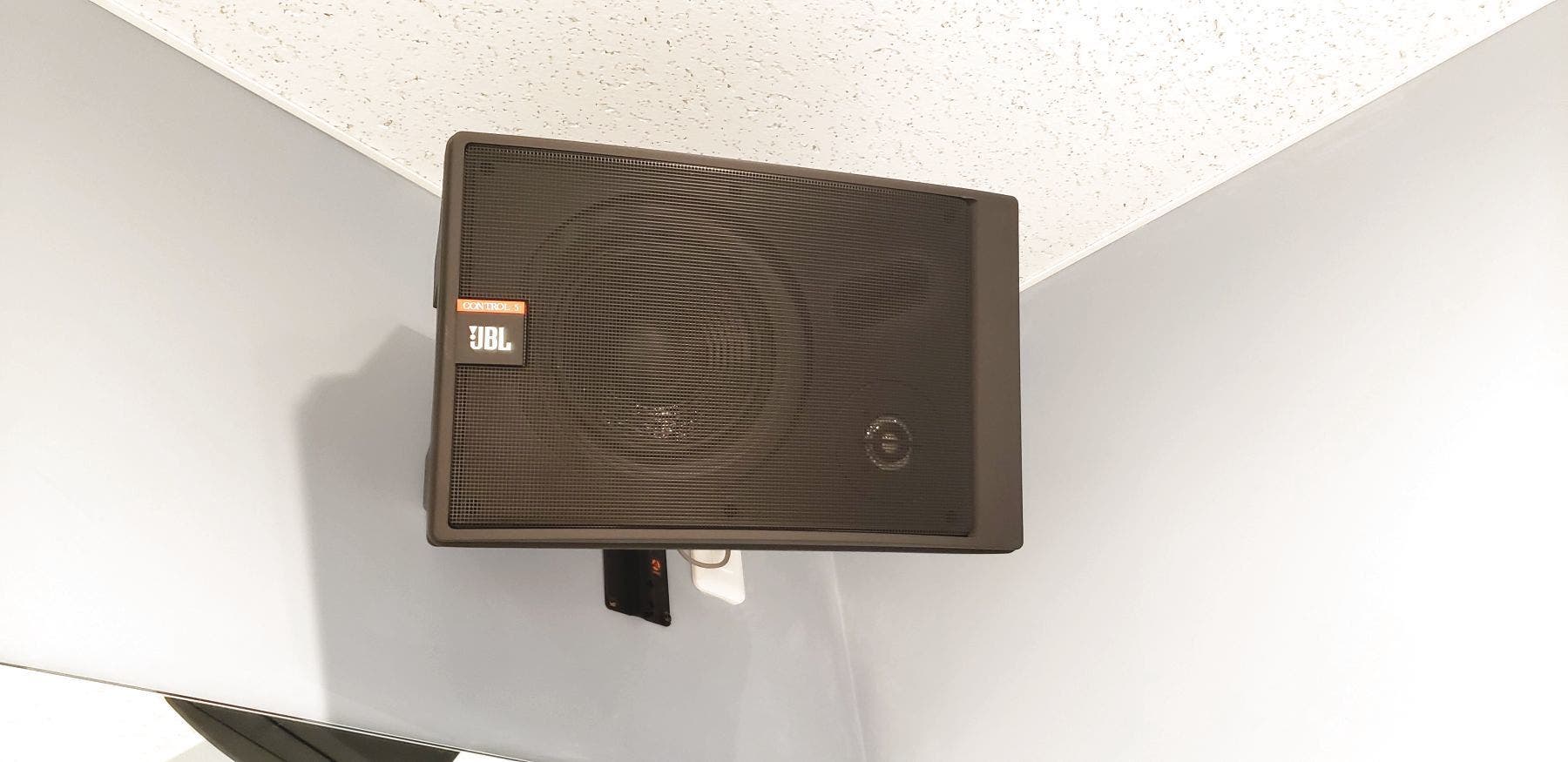 渋谷から最短15分！ダンススタジオ／サラウンドスピーカー／防音仕様／一面鏡張り／Wi-Fiの写真8