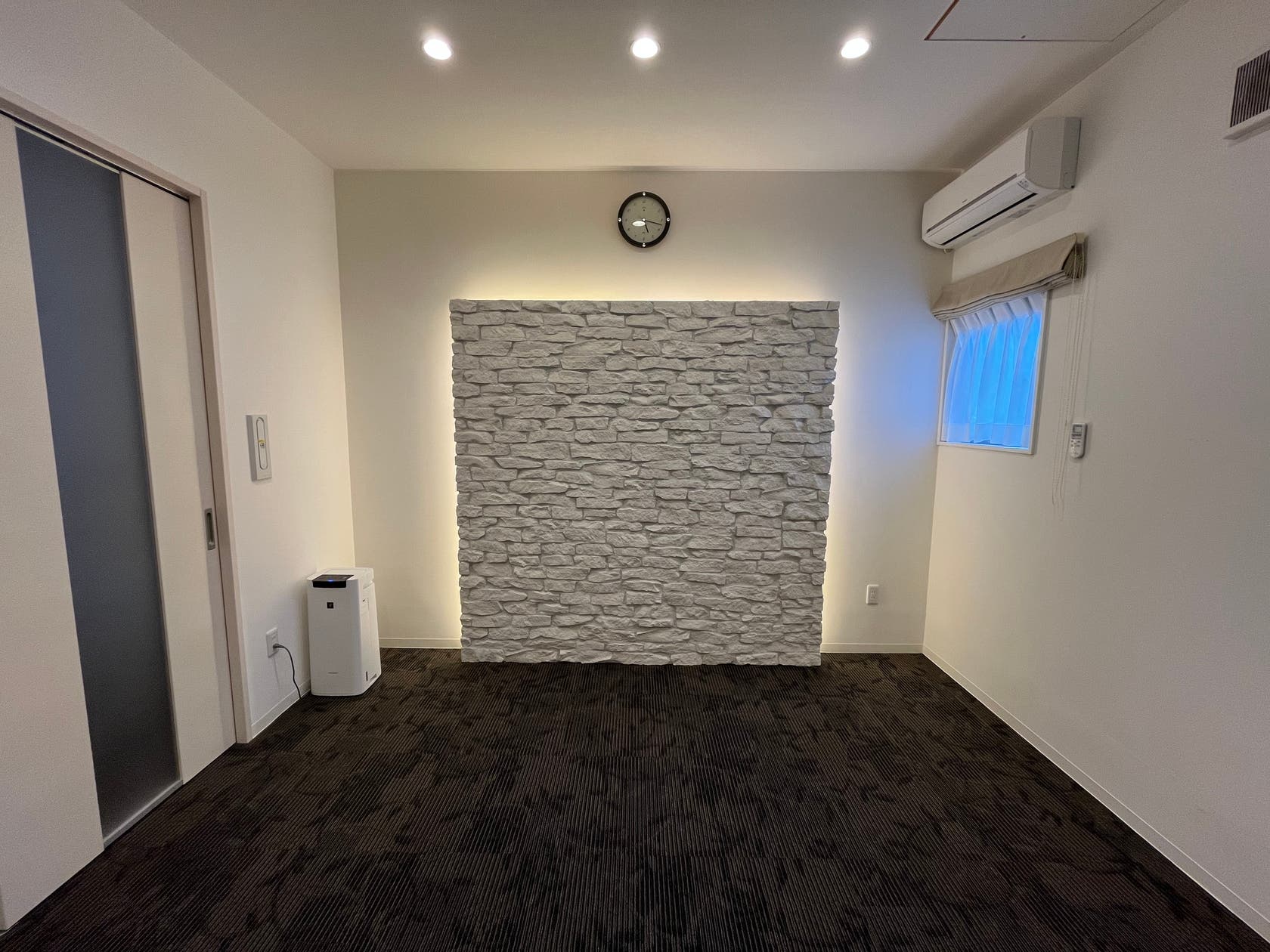 広い無料駐車場併設!【Room C 1～6名位のご利用に】面談・就職面接・勉強会・ヨガに! /レビューを書いて割引!の写真8