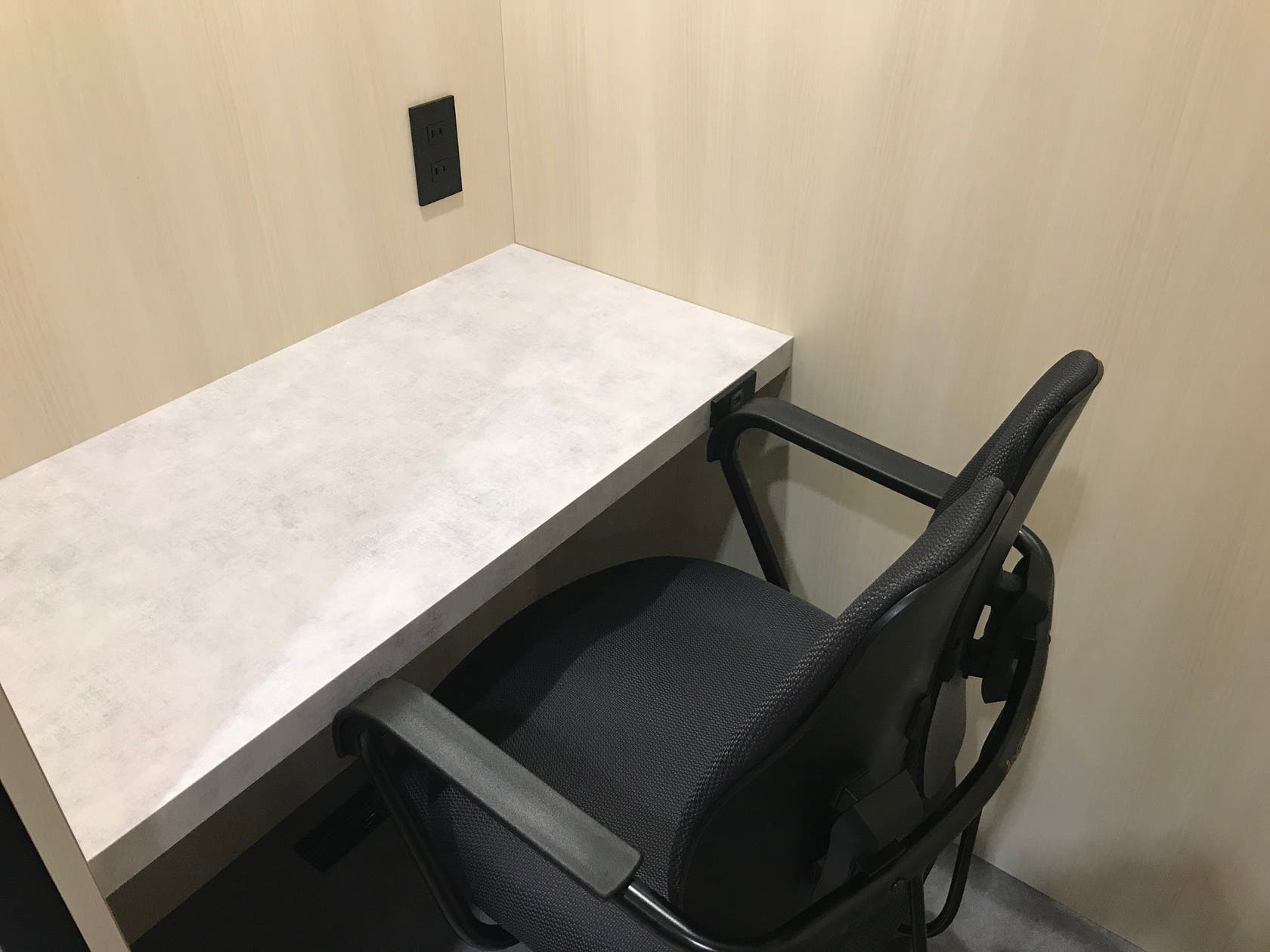 ＜QUICK solo 品川イースト【No.2】＞完全個室⭐️Wi-Fi無料！テレワーク/Zoom/自習の写真3