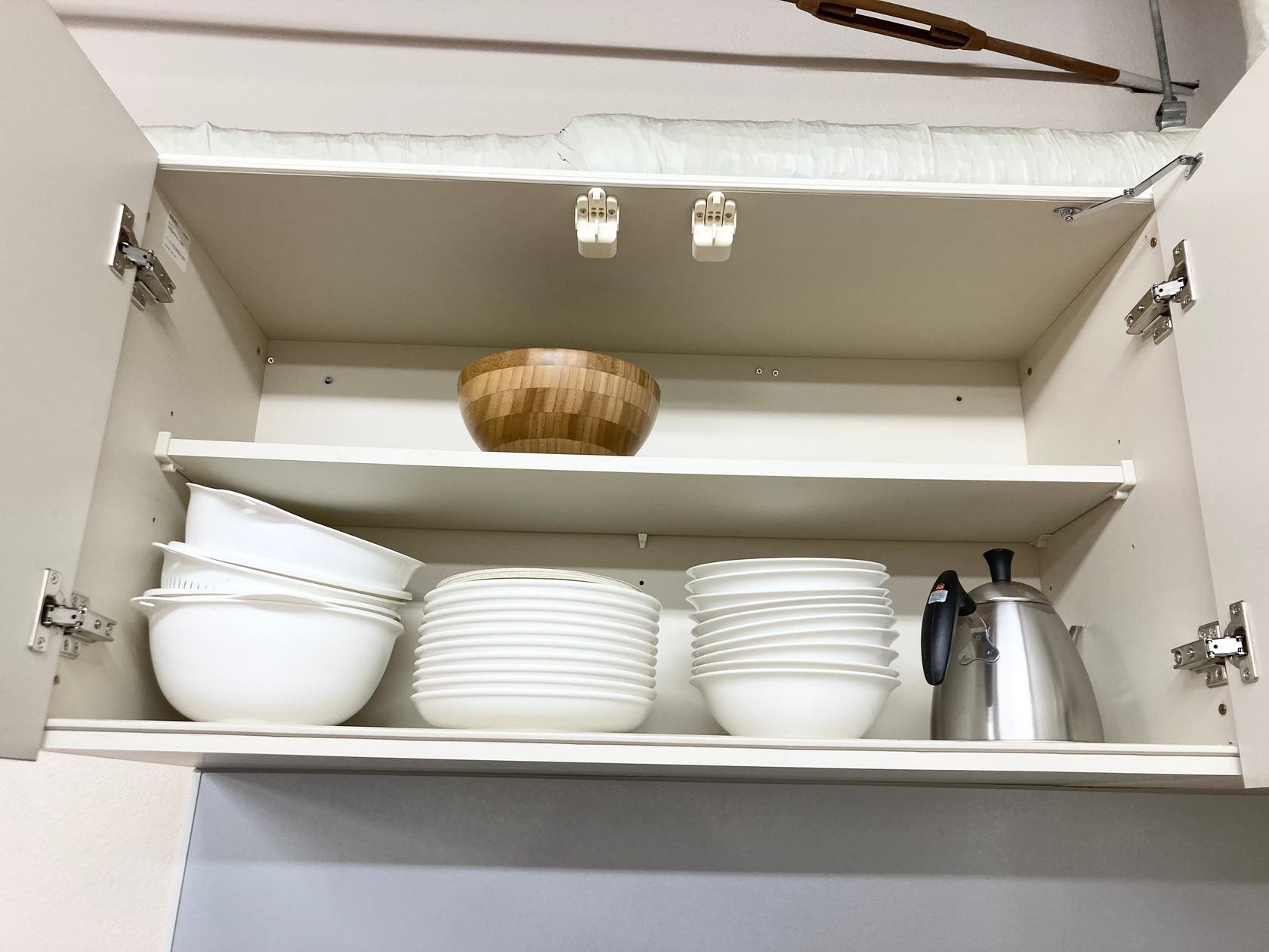 食器類(コップ20、皿20、シャンパングラス5)の画像1