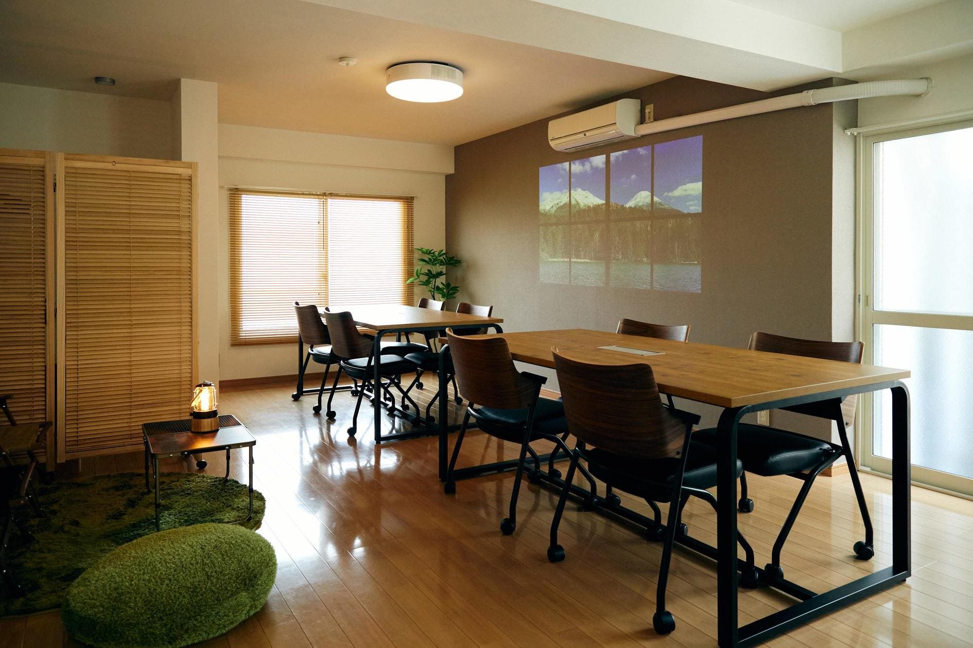 【大崎・五反田】駅近・広々なグランピング風マルチスペース🏕️大画面プロジェクター✨最新ゲーム機🎮鑑賞会・会議・ボードゲームに🌿の写真4