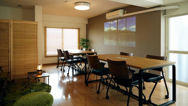 【大崎・五反田】駅近・広々なグランピング風マルチスペース🏕️大画面プロジェクター✨最新ゲーム機🎮鑑賞会・会議・ボードゲームに🌿の写真4