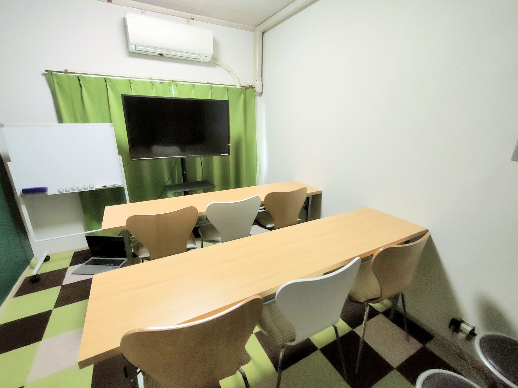 〈チサン博多〉【博多駅3分/定員10名】設備無料/高速光Wi-Fi/ホワイトボード/モニター/撮影用リングライトの写真7