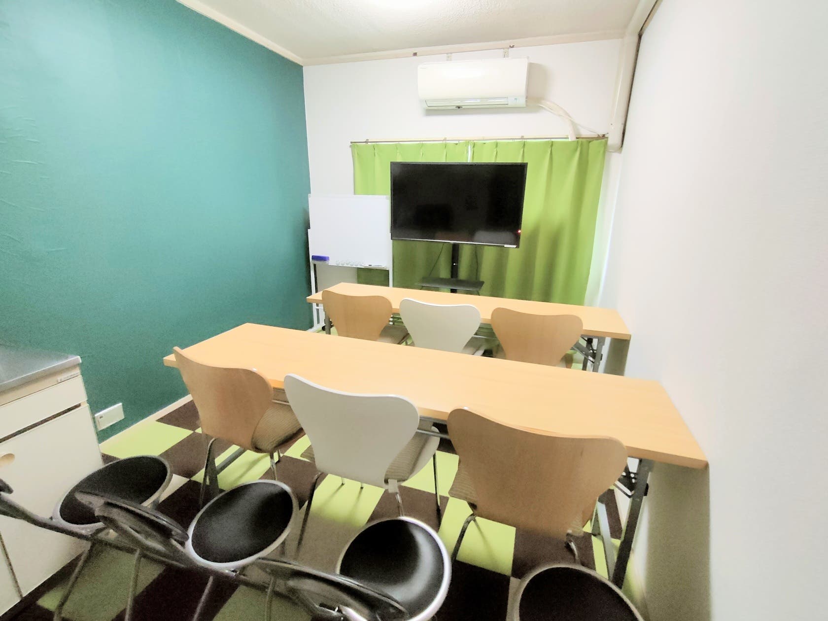 〈チサン博多〉【博多駅3分/定員10名】設備無料/高速光Wi-Fi/ホワイトボード/モニター/撮影用リングライトの写真8