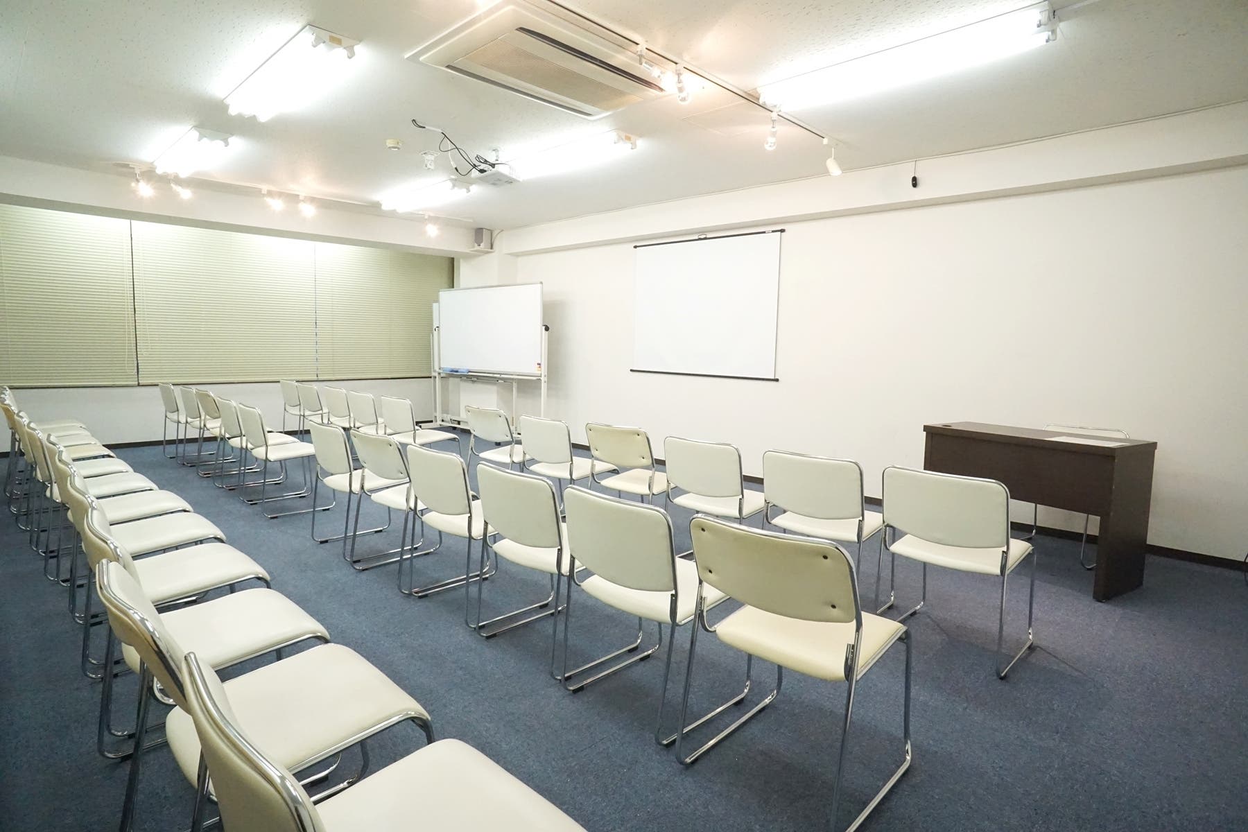 名古屋駅徒歩２分×最大３６名×24時間　WIFI＋有線LAN完備　『名駅セミナーオフィス』ルームC　の写真6