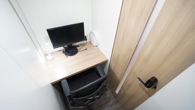 <TimePort木場ワーキングブースNo.2>完全個室⭐️光回線Wi-Fi/モニター無料!テレワーク/Web会議の写真2