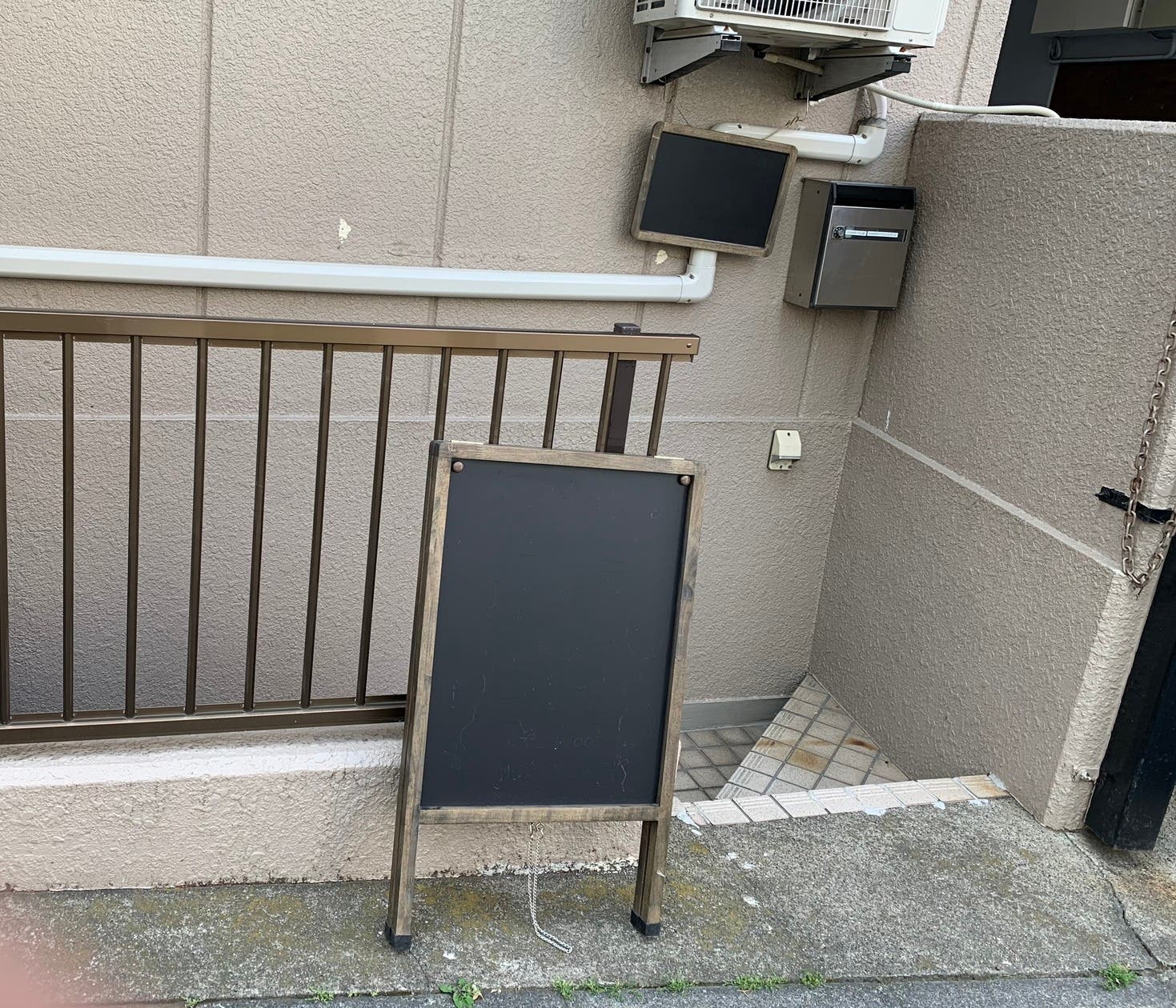 音楽、演劇などを提供できる小さなイベントスペースです。 ファンイベントや物販イベント、音楽配信、撮影等にご利用いただけます。の写真6