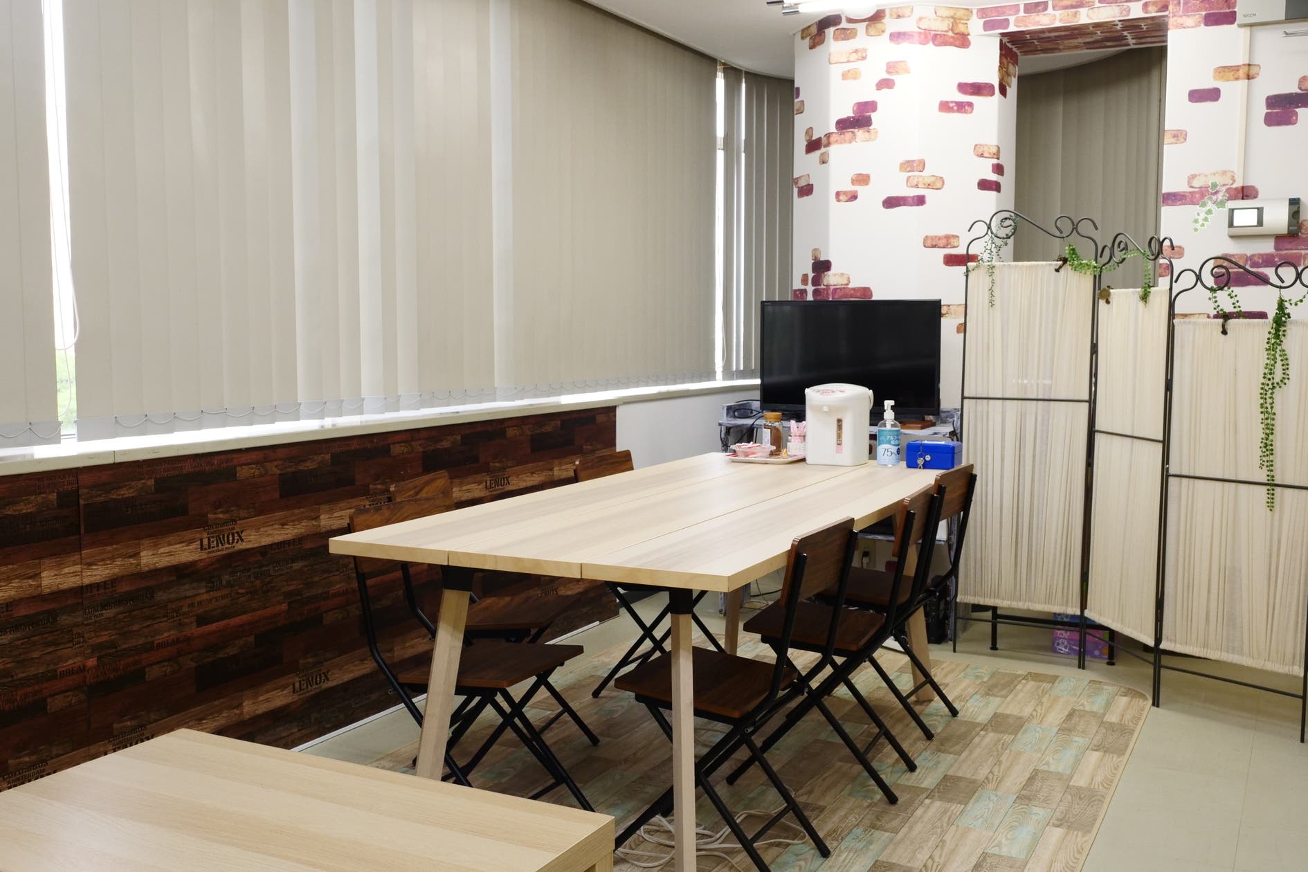 【新神戸駅出てスグ！】アメリカンダイナー風撮影スタジオ【メイクブースあり】の写真5