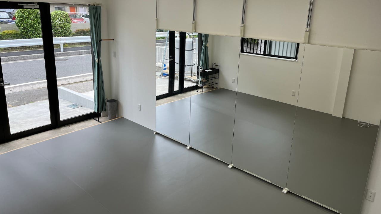 【下総中山】ダンス/バレエ/ヨガ/稽古などに最適！リノリウム床を使用！駐車1台無料【平日限定朝活プランがお得！】の写真4