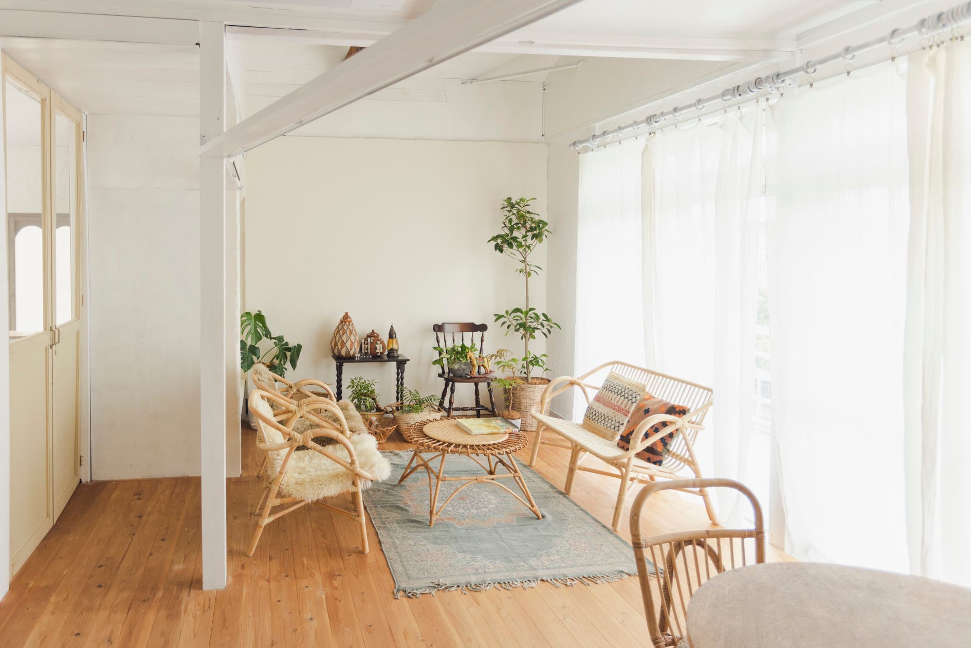 【川口市】自然光の入る撮影スタジオ！キッチン付きで様々な演出が可能。写真撮影/料理撮影/物撮り/ポートレート/駐車場完備の写真1