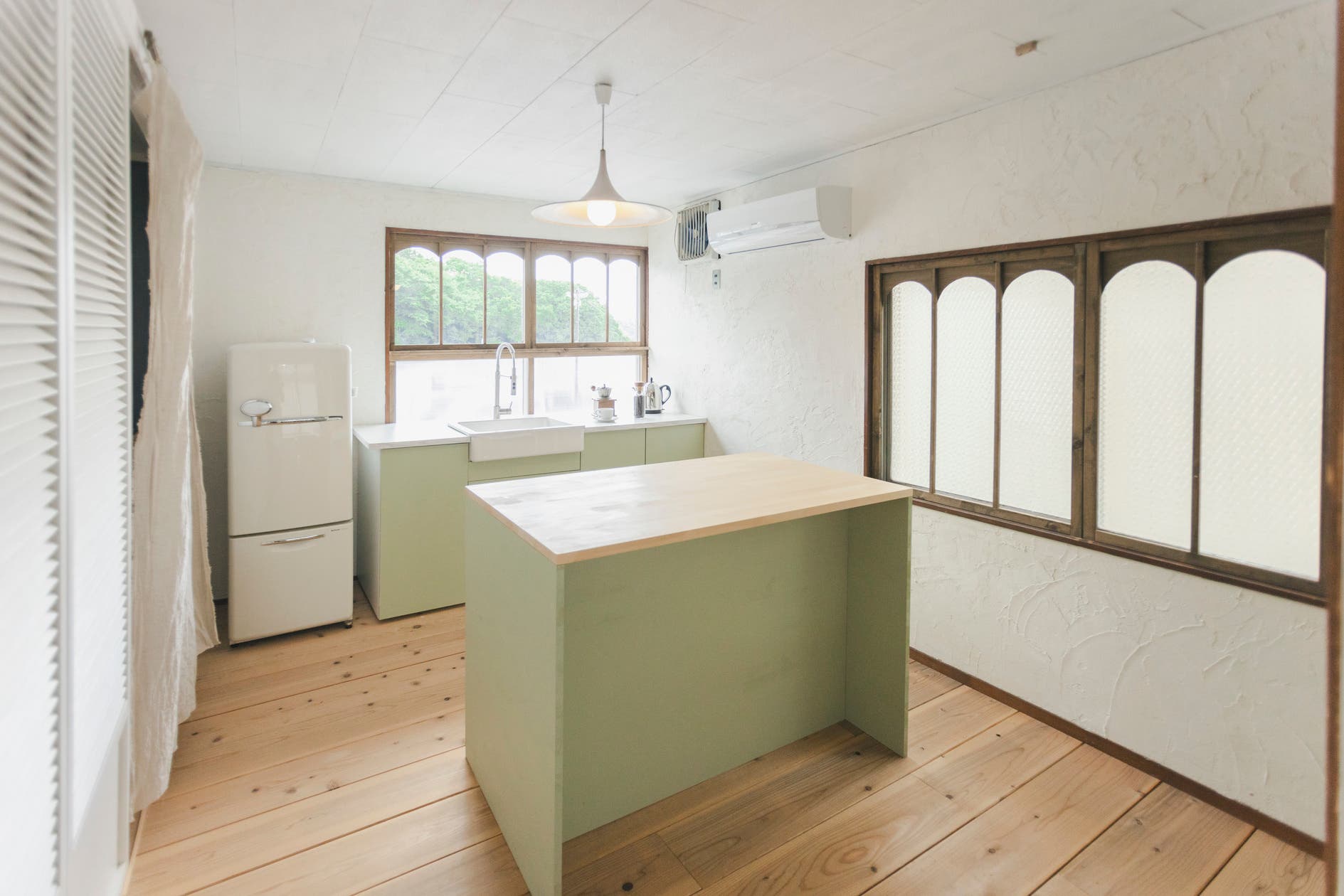 【川口市】自然光の入る撮影スタジオ！キッチン付きで様々な演出が可能。写真撮影/料理撮影/物撮り/ポートレート/駐車場完備の写真3