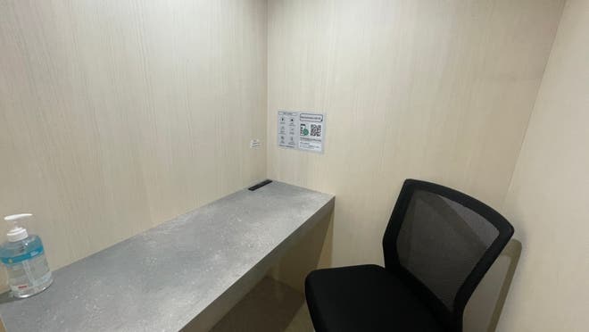 < RemoteworkBOX ミッテン府中店【No.1】>完全個室⭐️Wi-Fi無料!/ 2時間以上の利用でお得!の写真2