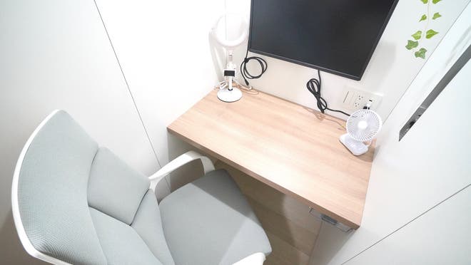 <ミニマルワークスペース神田No.2>神田駅徒歩2分!完全個室⭐️高速光Wi-Fi/モニター無料の写真2