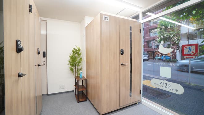 <ミニマルワークスペース神田No.3>神田駅徒歩2分!完全個室⭐️高速光Wi-Fi/モニター無料の写真10