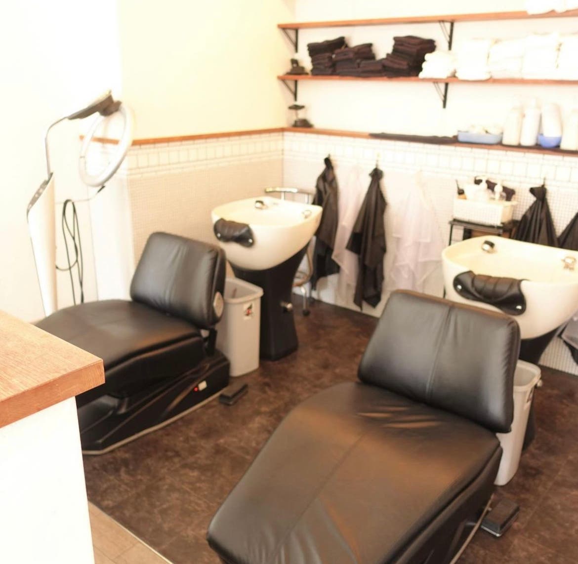 【岩倉駅徒歩７分駐車場あり】面貸しサロン✨パークビューな美容室⛲️フリーランス美容師の写真5