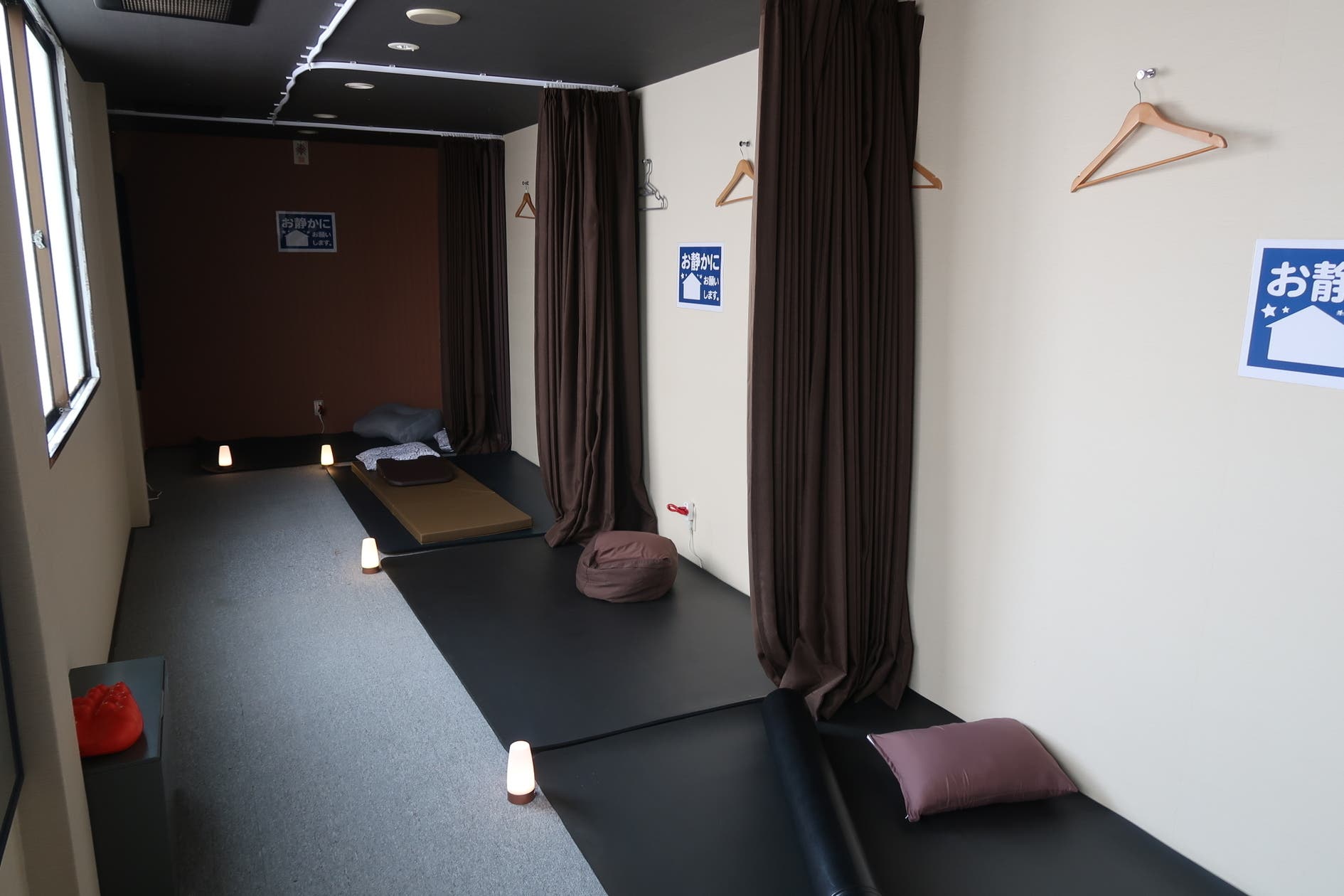 【仕切り個室】ＪＲ吉塚駅から徒歩2分100ｍリラクゼーション、マッサージ、ヨガスペースの写真8