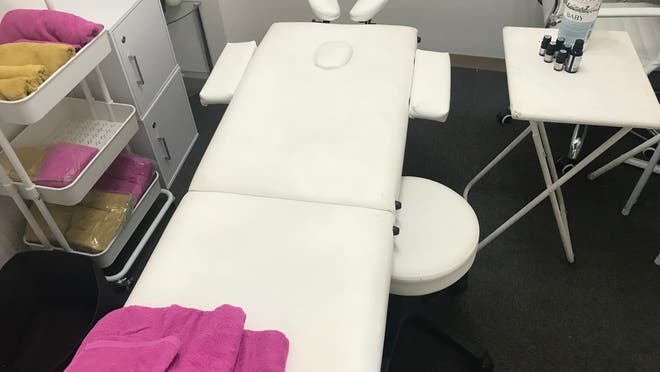 フリーのセラピストを応援!新宿御苑前から徒歩3分の施術台付き激安レンタルサロンの写真2