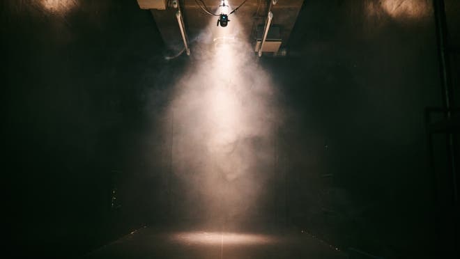 ベストホスト運営✨Tiktok撮影に最適スタジオ!スモークマシン有り・ミラーボールで動画撮影【B1F】ベースカラー:ブラックの写真1