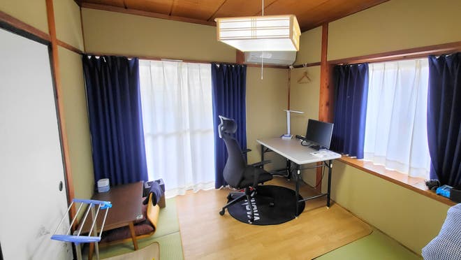 鉄道ゲストハウスで模型工作の写真1