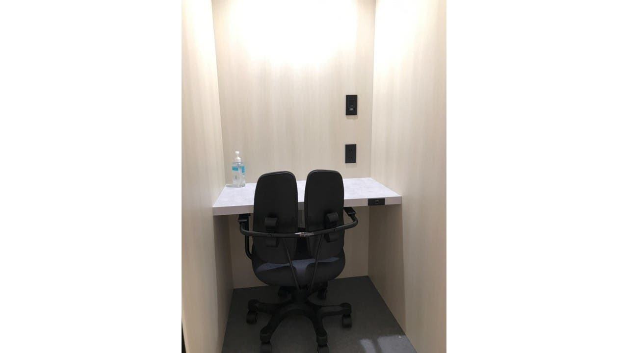 ＜QUICK solo 東急プラザ蒲田【No.2】＞完全個室⭐️Wi-Fi無料！テレワーク/Zoom/自習の写真2