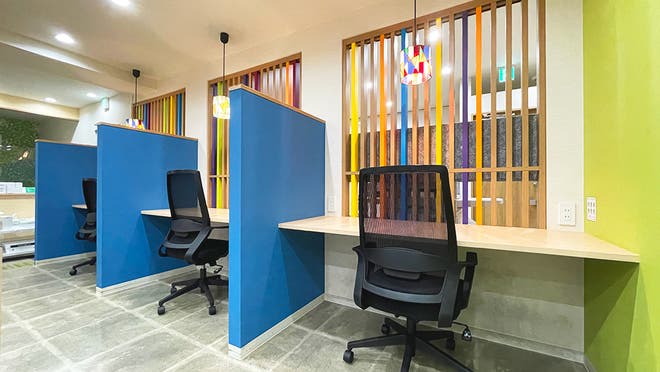 【名古屋伏見駅徒歩1分!】6名用会議室#Wi-Fi#電源#フリードリンク#ホワイトボードの写真2