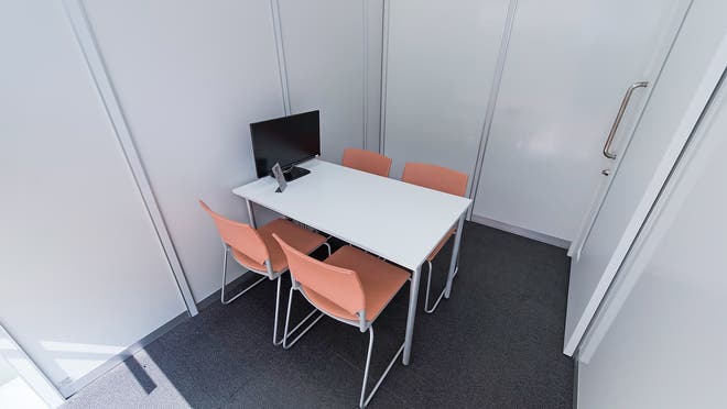 ⭐️東銀座駅から徒歩2分⭐️スタッフ常駐のため安心してご利用いただけます!(4名会議室)✨Wi-Fi有りの写真4