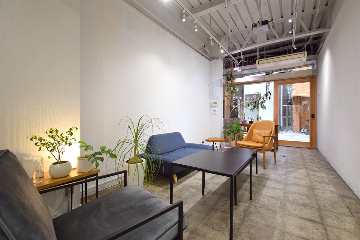 倉庫を1棟リノベーションしたギャラリースタジオの写真4