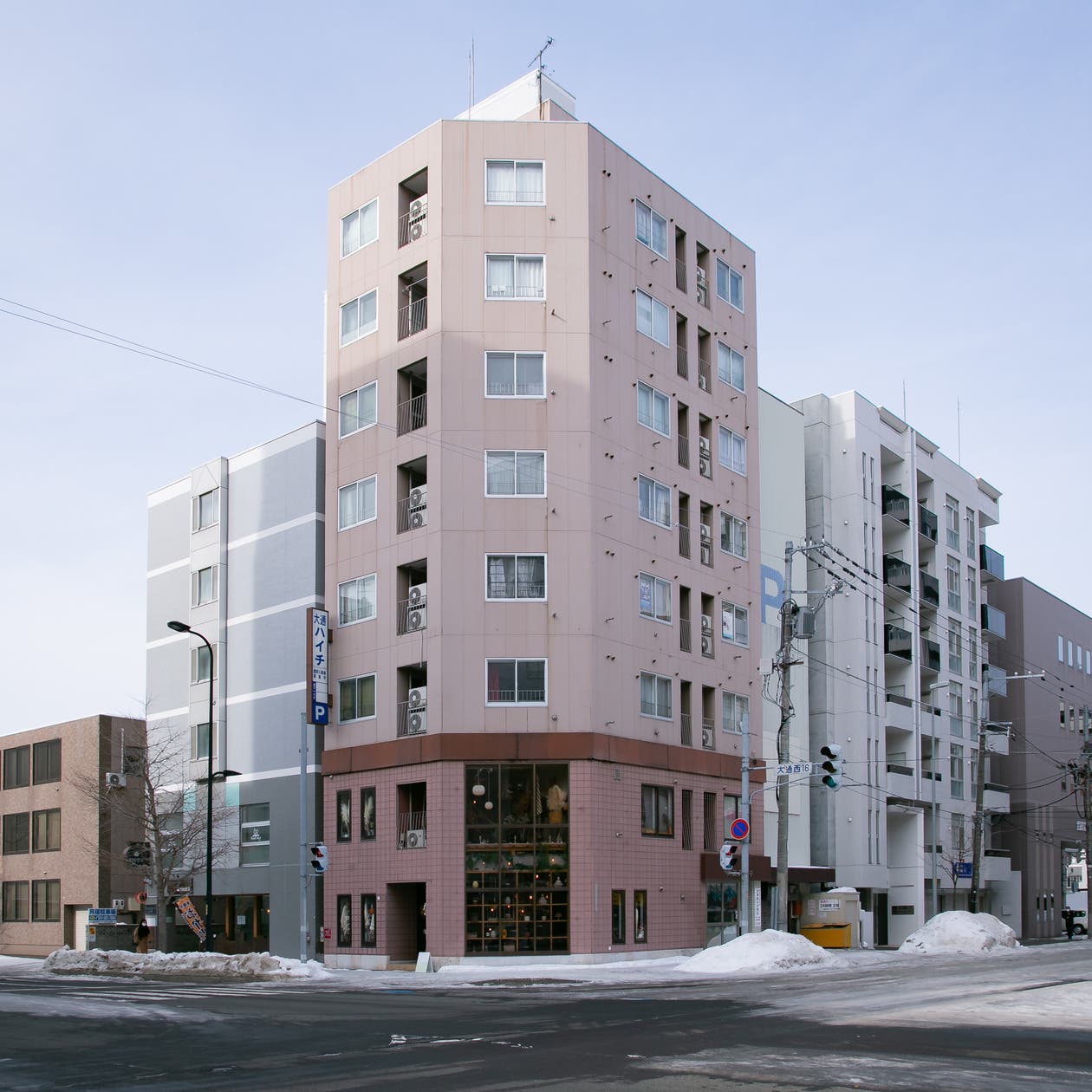 ✨地域最安値挑戦✨【西18丁目駅徒歩2分】大人気ゲームに動画鑑賞🎵無制限Wi-Fi🎵『303』の写真11