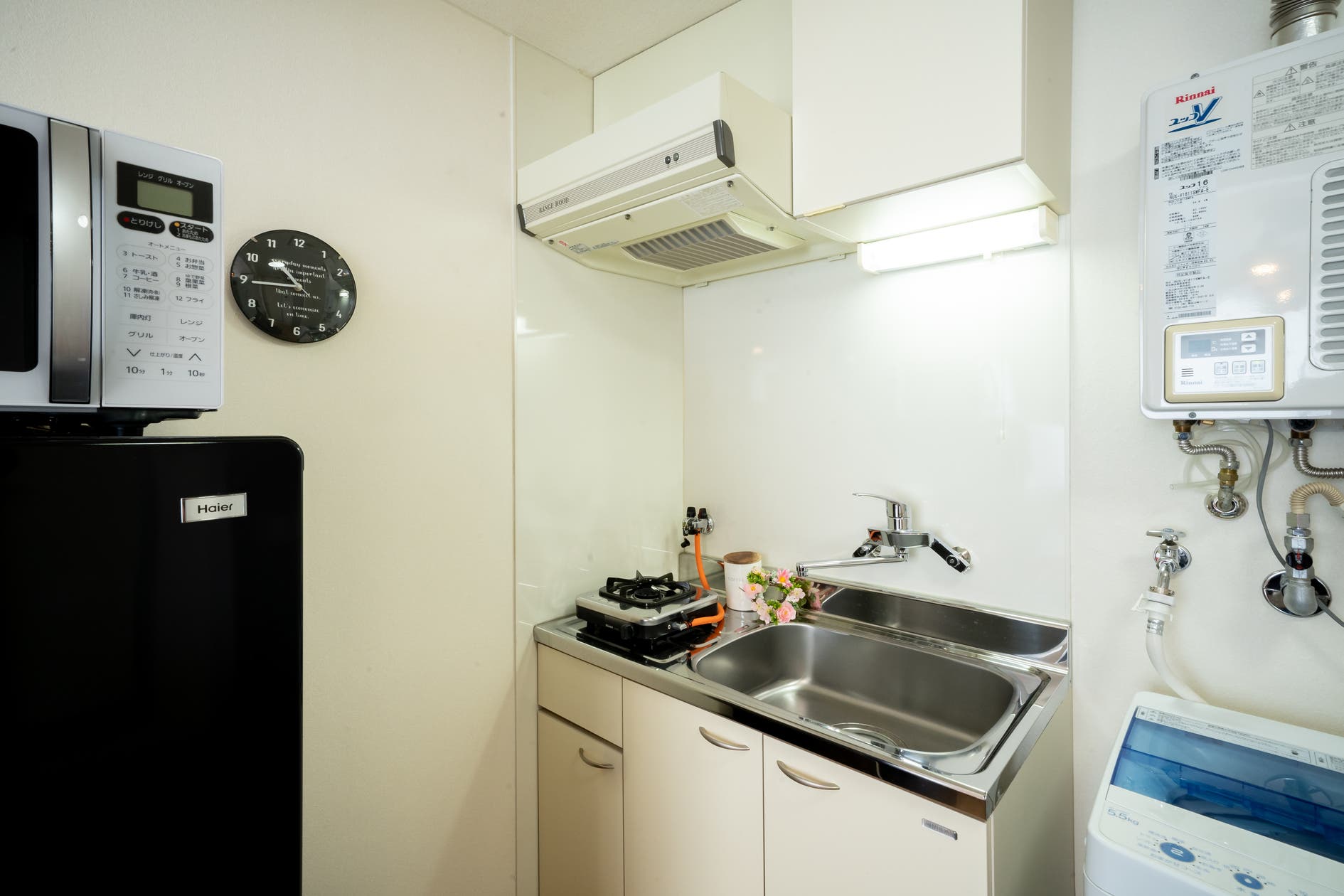 ✨地域最安値挑戦✨【西18丁目駅徒歩2分】大人気ゲームに動画鑑賞🎵無制限Wi-Fi🎵『303』の写真5