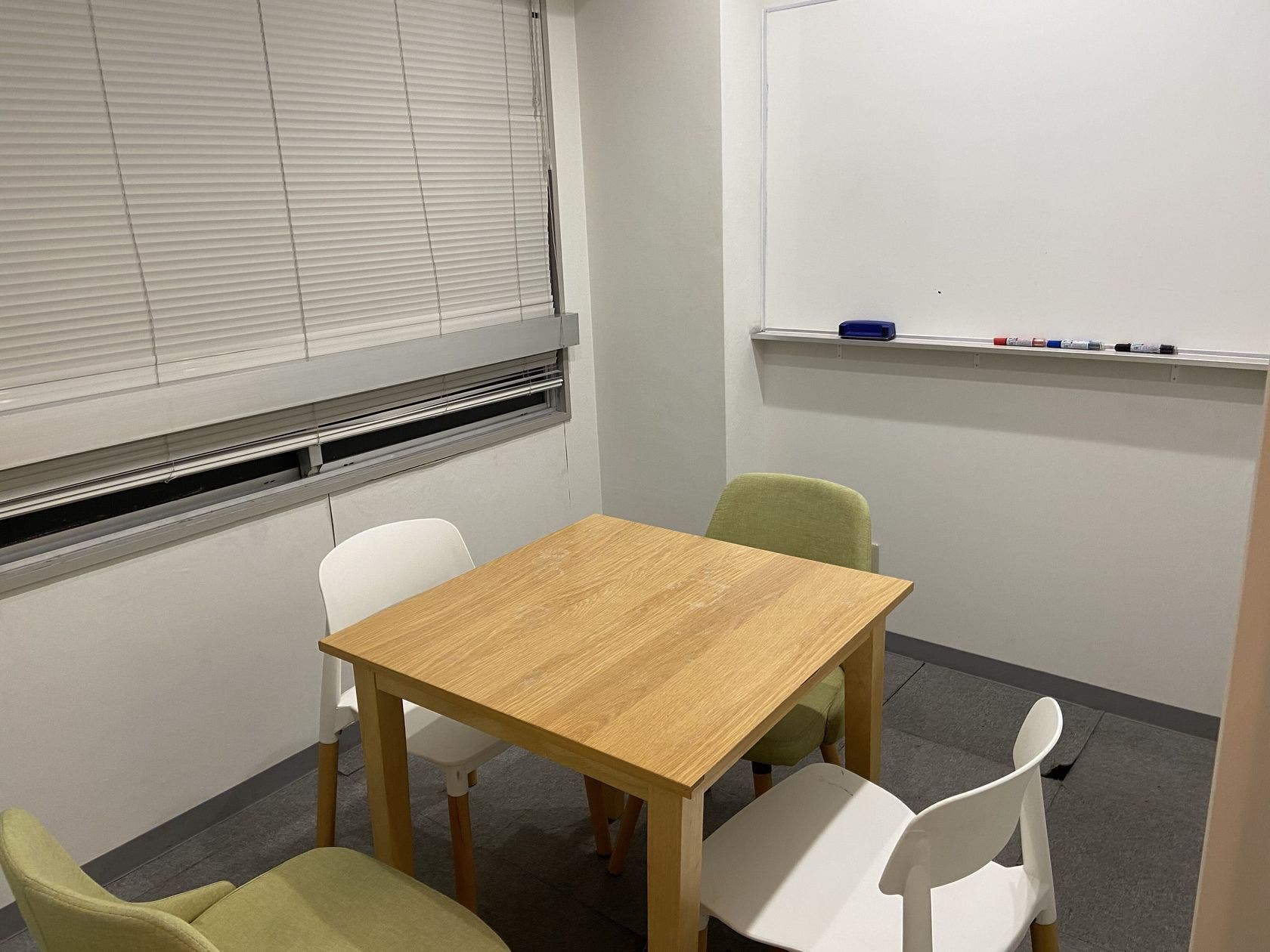 700円/1h★VIP1-3室、同ビル内に12部屋あり！テレワークにオススメの完全個室！の写真2