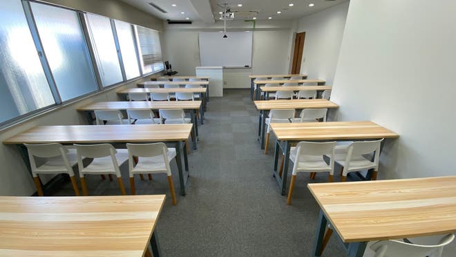 2,000円/1h★3A-D室、40名前後着席可能でリーズナブルな貸会議室!の写真2