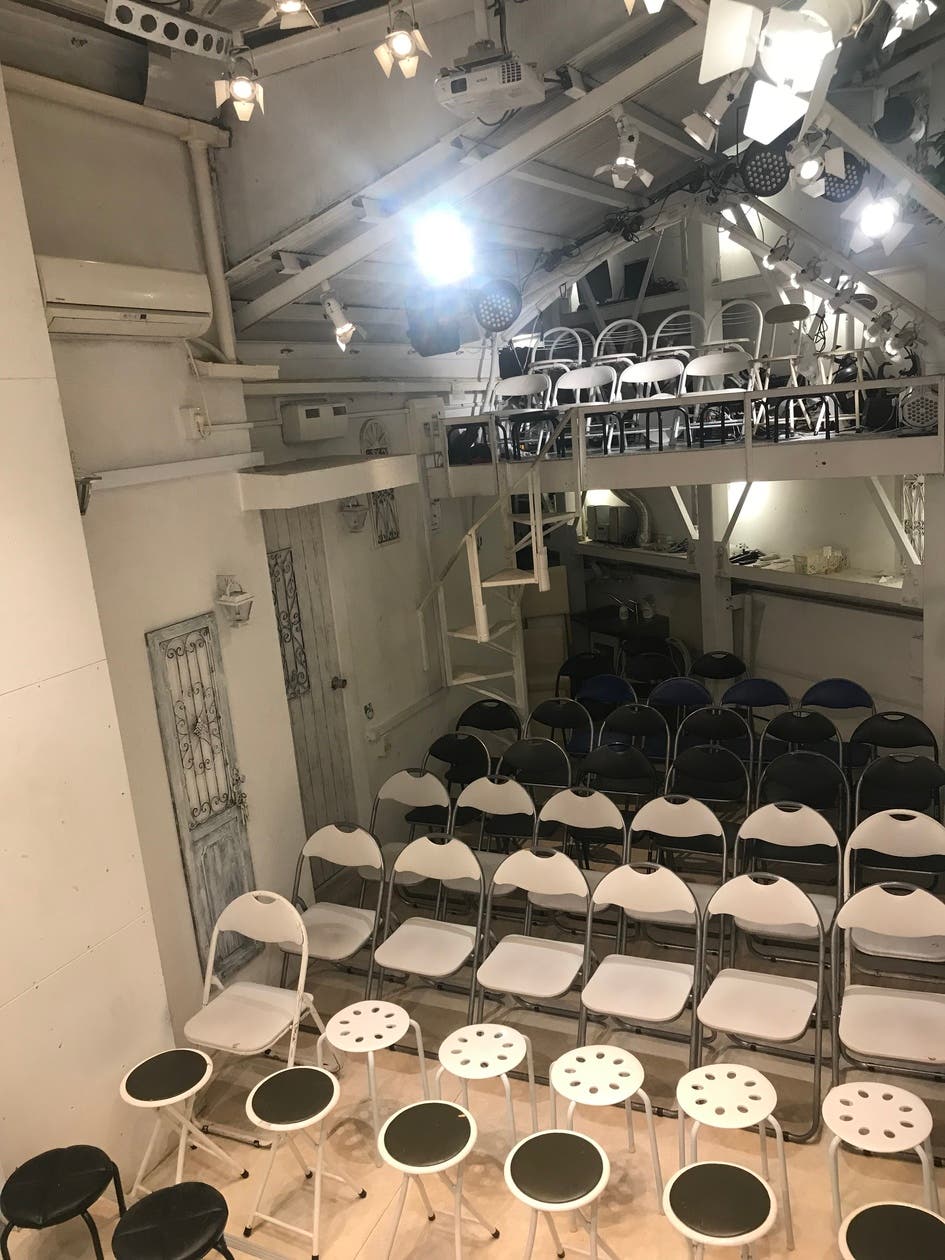 (エアコン３台に増設しました)都心のイベントホールでこの値段は絶対にあり得ません、アーティストを応援！期間限定で激安プランの写真5