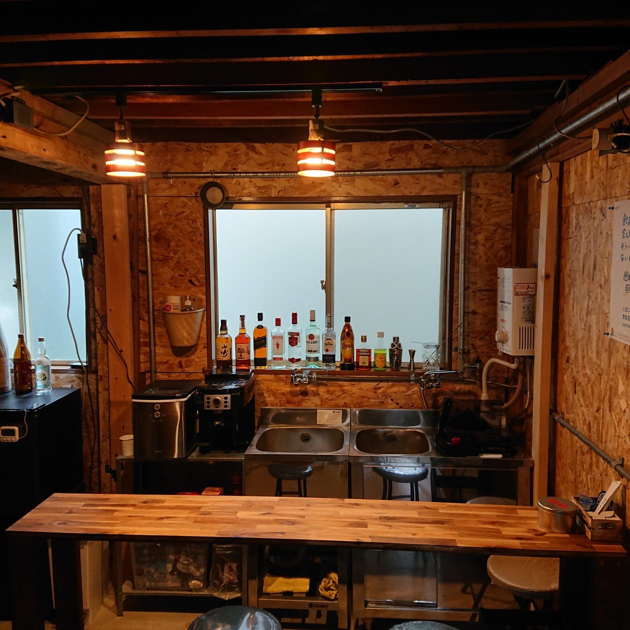 古民家をDIYで改装した路地裏の隠れ家のようなカフェバー/スーパー徒歩1分（BigA）/駅徒歩4分/リアルバースペースの写真11