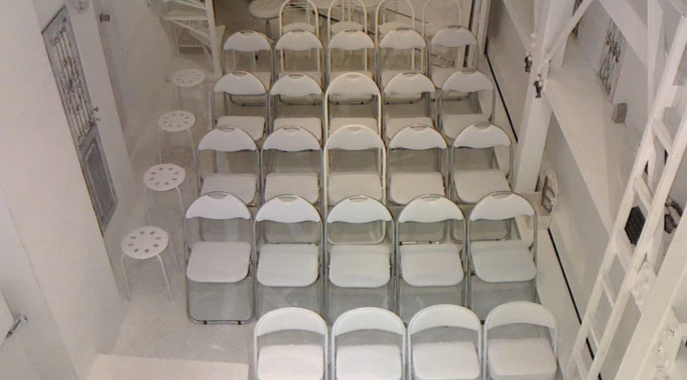 (エアコン３台に増設しました)都心のイベントホールでこの値段は絶対にあり得ません、アーティストを応援！期間限定で激安プランの写真2